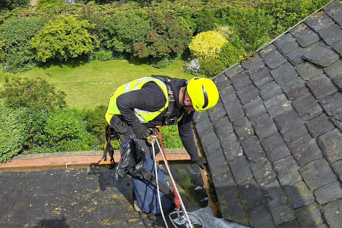 Tenement Gutter Cleaning - Gutter Cleaning Edinburgh Tenements
